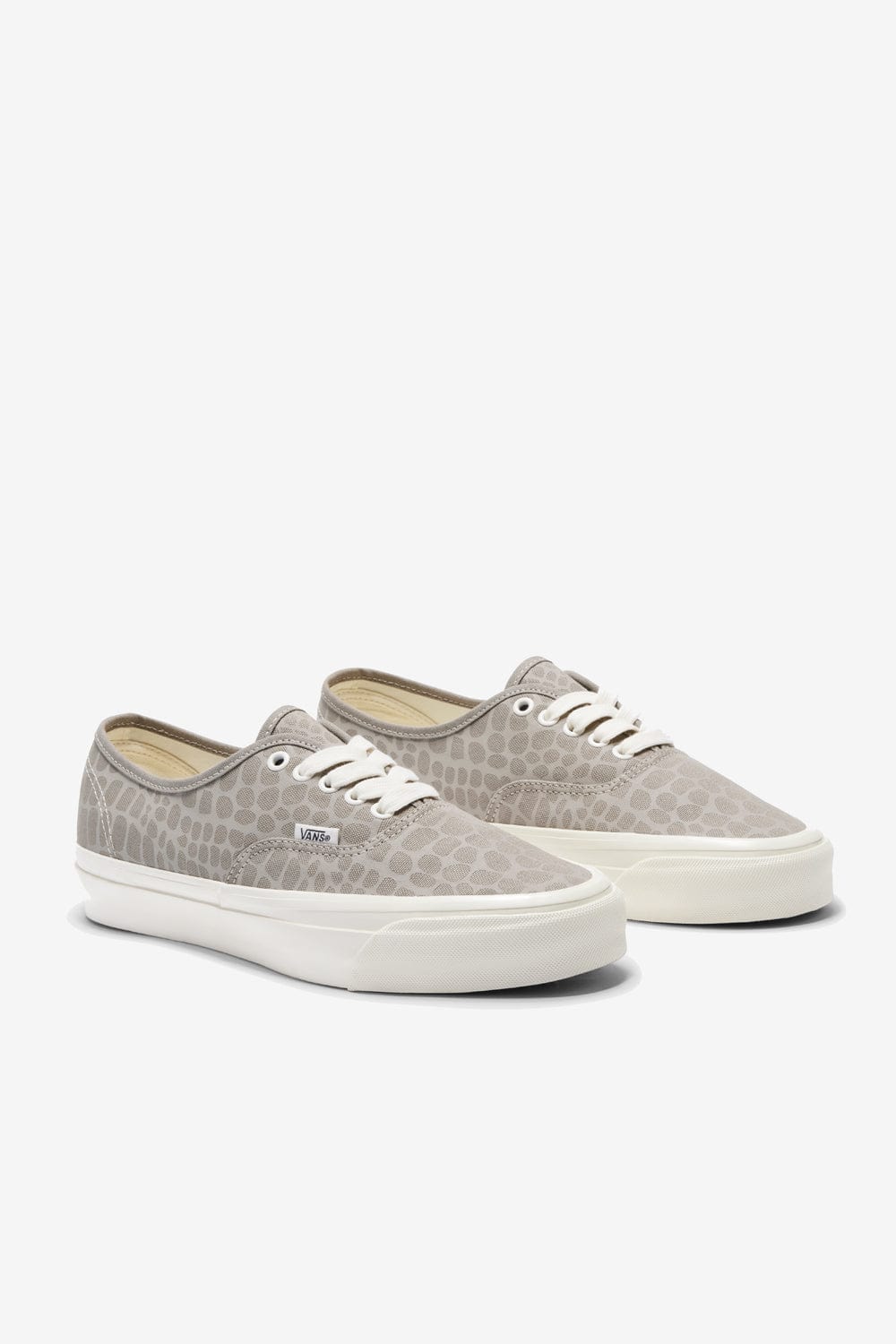 Premium Authentic 44 (LX Canvas Croc) - Commonwealth